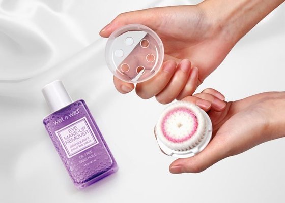 Intelligent Facial Skin Cleansing Brush Exfoliating Electric Face Brush