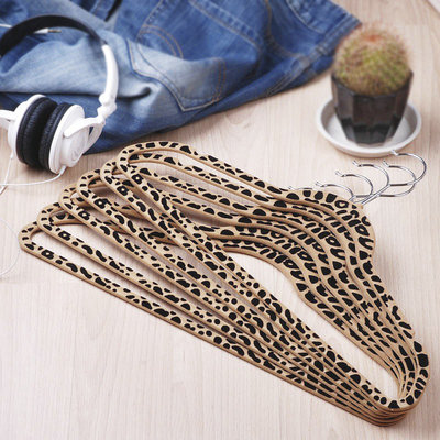 Leopard Print Velvet Flocked Hangers , Shirts / Padded Sweater Hangers