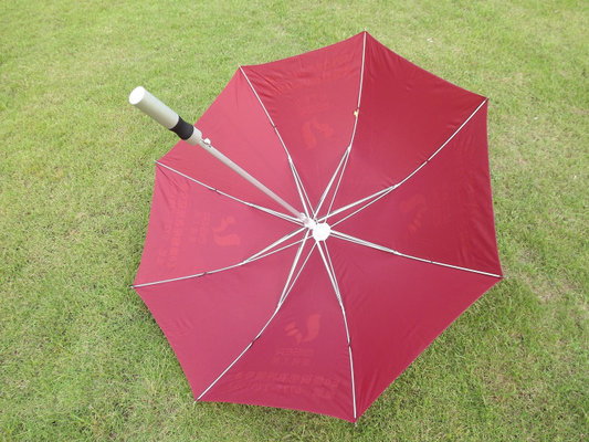 30 pouces de polyester de parapluie pourpre fait sur commande de golf avec la protection UV pour la promotion d'affaires