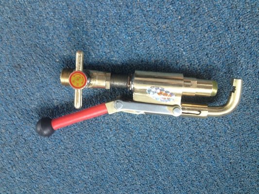 Brass LPG Cylinder Liquid Filling Nozzles Body Testing Pressure 3.75Mpa