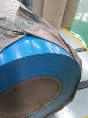 ISO9001 標準的な SGCC の色によって塗られる鋼鉄コイル/紫外線抵抗力がある電流を通された鋼鉄コイル
