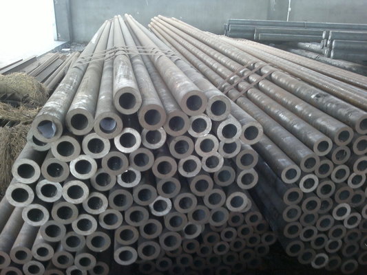 ボイラーのための高圧 ASME SA192/ASTM A92 の炭素鋼の継ぎ目が無い管
