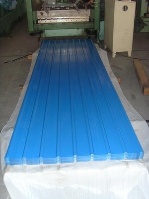 Prepainted Corrugated Steel Roofing Sheets 900mm for Protection Wall Fence