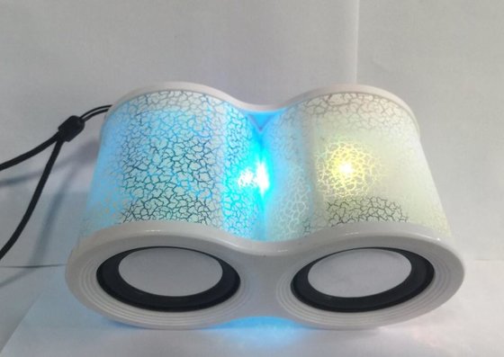 2018 Best Selling Crackle FM LED Wireless Portable Mini blue tooth Speaker
