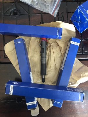 original diesel fuel injector 4545091 for CAT 320D2 336D perkins,china made also available