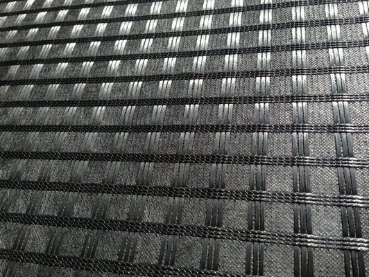 White Color Impregnated Composite Geotextile With Fiberglass Geogrid