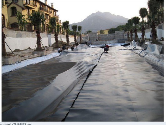 Anti UV Geomembrane Pond Liner , Plastic Landfills / Fish Ponds Liners