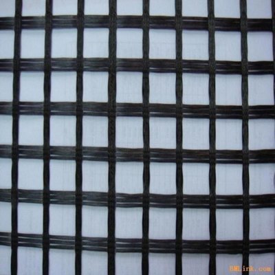 Black Fiberglass Geogrid Geosynthetic Materials 80KN/M For Retaining Wall