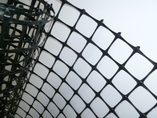 Black PP Plastic Biaxial / HDPE Unixial  Retaining Wall Geogrid 15Kn - 50Kn