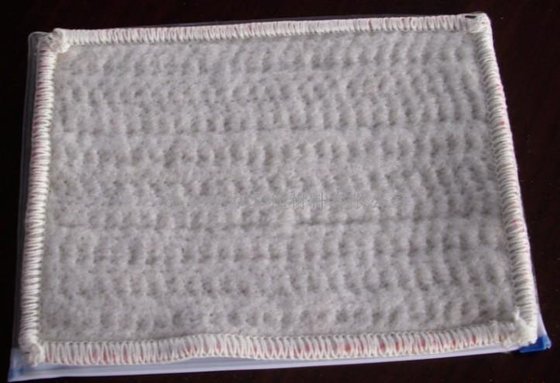 4500g Sodium Bentonite Geotextile Clay Liner For Environment Protection