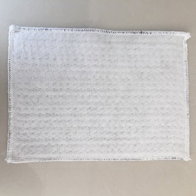 5000 - 5500g Environment Protection Material Geosynthetics Clay Liner GCL