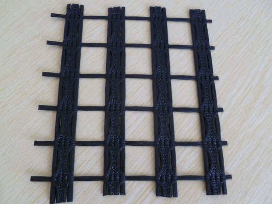OEM Service Asphalt Reinforcement Geogrid Warp Knitted Black Color Tear Resiatance