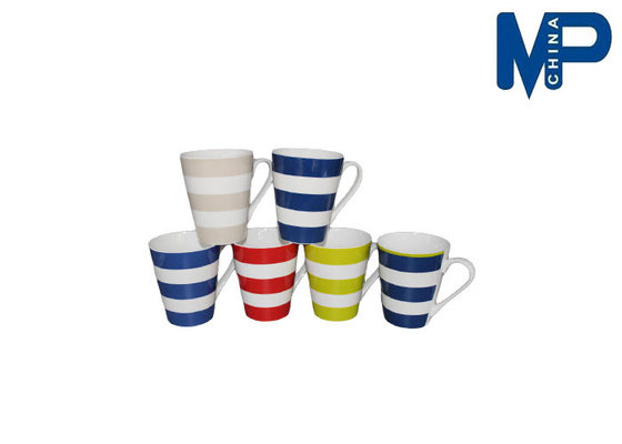 Цветастый Striped заключенный контракт отдых способа кружки CeramicTravel чашки Марк
