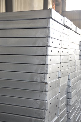 Q235 Pre-galvanized Steel Catwalk Ladder Scaffolding Hook Planks / Metal Plank