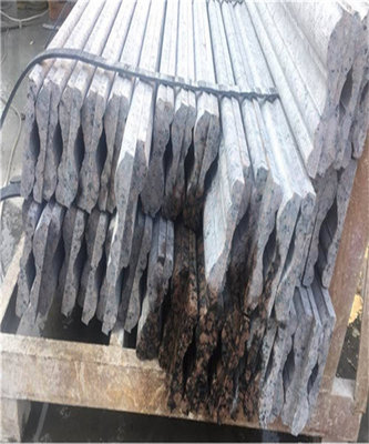 Sawn Cut Granite Marble Stone , Granite Bathroom Floor OEM Service