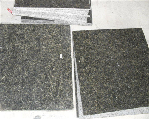 Green Granite Stone Slabs Customized Dimension CE Certification