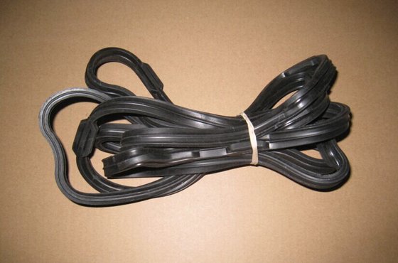 MTU S60 oil pan seal 23522279