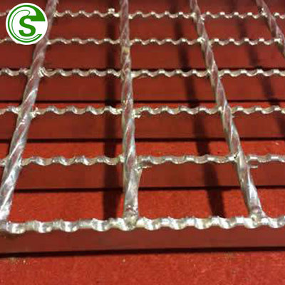 anti rust walkway mesh grating galvanized serrated steel bar grating platform