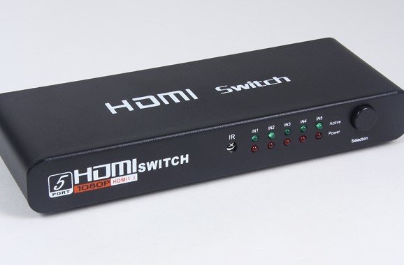 Portable 5 To 1 Hdmi Switch , Hdmi Selector Switch Easy To Install And Operate