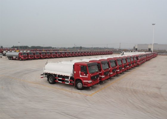 Caminhão do sistema de extinção de incêndios da água do táxi HW76, caminhão do portador de água do tanque 400L com o motor 290HP