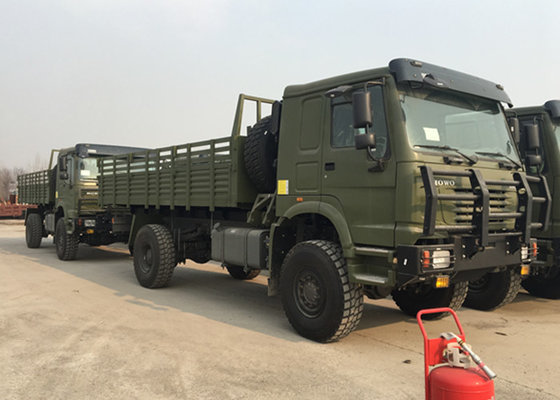 Caminhão de 30 toneladas da carga do exército da carga 290HP, caminhões das forças armadas de Howo do pneu 14.00R20