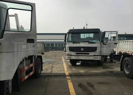 6 caminhão das rodas 4x2 Dropside, caminhões resistentes do pneu de Sinotruk HOWO 295R22.5