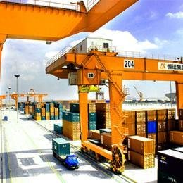 China professional manufacturer portable rubber tyre container gantry crane supplier