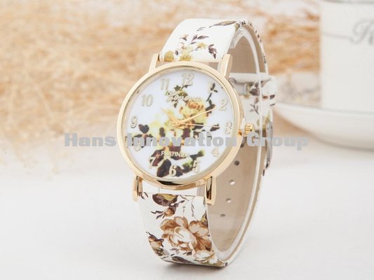 Fashion Trend Exquisite Geneva Ladies Floral Leather Watch Strap Watch supplier