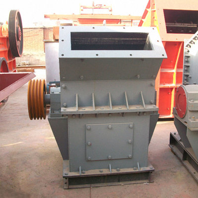 Hammer mill crusher with high passing rate