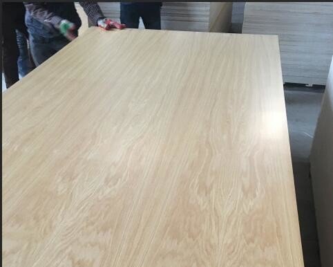 Non Pollution UV Coated Plywood 1220x2440mm / Size FSC Certification HODA
