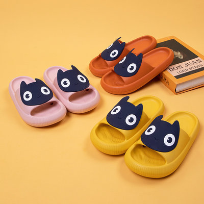 New design high quality Summer sandals Women soft Shock Absorption home Indoor Slide cute cartoon Slippers in stock