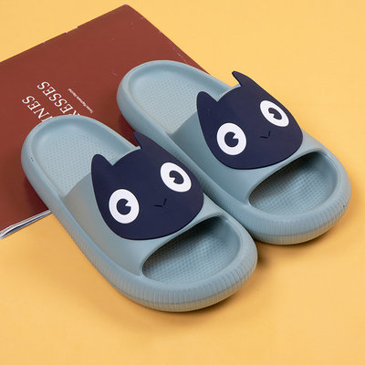 New design high quality Summer sandals Women soft Shock Absorption home Indoor Slide cute cartoon Slippers in stock