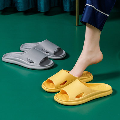 Best price wholesale fashion home slippers Men solid color indoor thick bottom non-slip couple summer sandals women