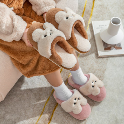 Wholesale fashion women slippers soft plush cartoon cute bear vamp breathable home indoor shoes winter