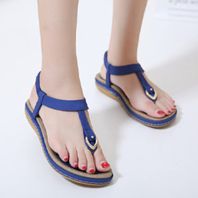 Summer 2022 new sandals women non-slip slippers metal buckle large size flat outdoor shoes wholesale flip flops