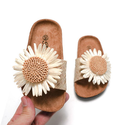 2022 new daisy children slippers girls soft bottom baby sandals princess style non-slip summer flowers beach shoes
