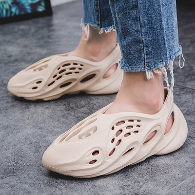 Wholesale Summer Fashion trend couple Slippers Beach Flat Sandals solid color casual breathable Shoes for women and men