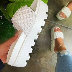 Spot large size weaving upper thick sole slippers wholesale Fashion Summer Flat non-slip Sandal For Ladies and Women
