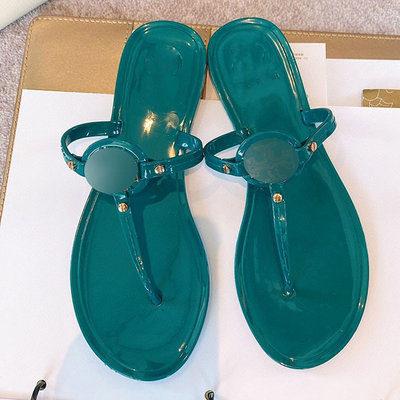 Sandals 2022 Summer Fashion solid color jelly flip flops Anti-Slip flat slippers For women and ladies in stock