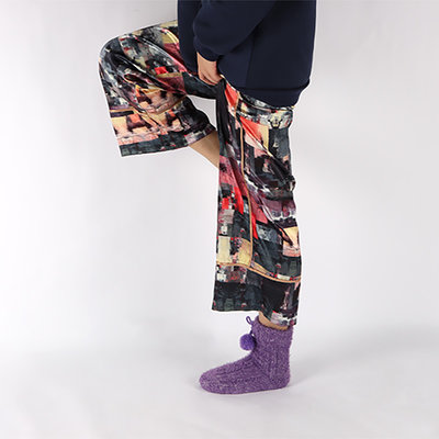 Factory price high quality plush ball decoration women Socks Non-slip Warm fashion solid color winter designer Socks in stock