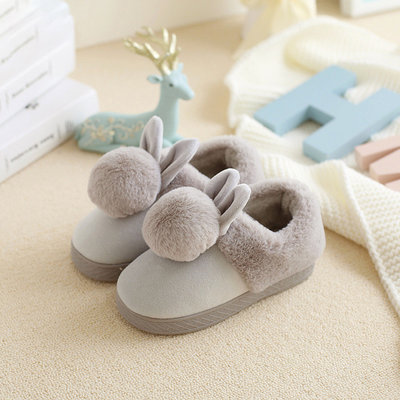Wholesale high quality Children bedroom slippers winter girls non-slip soft plush baby home indoor shoes in stock