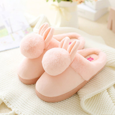 wholesale Ladies thick-soled breathable home slippers cartoon cute non-slip plush indoor shoes winter