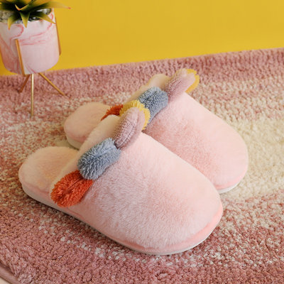 Cute Plush flowers shape slippers winter female thick-soled non-slip indoor and outdoor warm home shoes ladies closed shoes