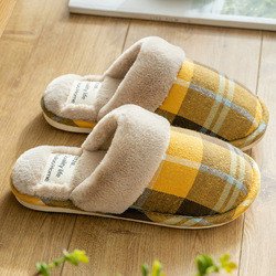 Wholesale couple delicate plush lining home shoes hot sale breathable soft sole non-slip slippers winter