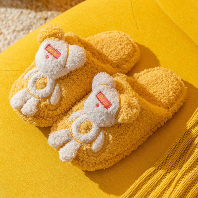 Custom winter comfort warm female slippers fashion cartoon PVC Wave textured non-slip sole leisure shoes