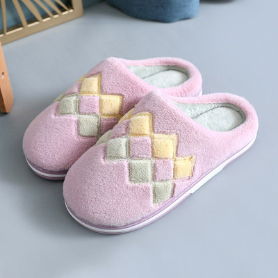2021 New Design soft Plush Warm Breathable Slippers Thick bottom Non-Slip couple Winter Home indoor chunky shoes