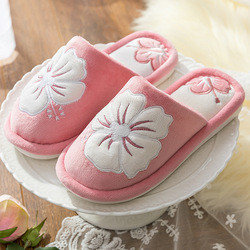 Women 2021 New Design fashion Flower pattern Slippers Men Warm Thick Bottom Non-Slip Home Indoor Shoes