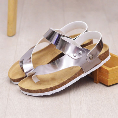 Pure Color Summer Beach Shoes With Metal Buckle  Low Wood  Solid Pattern