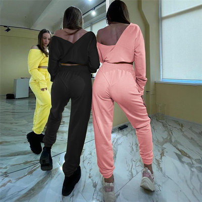 Wholesale New Arrivals autumn fitness Clothes Solid Color Crop Top Hoodie 2 Piece yoga Pants Set Women Sweat Suits hoodie set