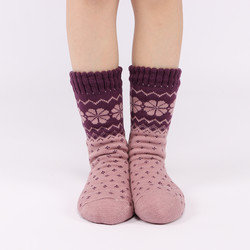 Wholesale Winter Thick Warm Middle length slipper Socks For Women  knitting cute petal Pattern Home Floor Socks